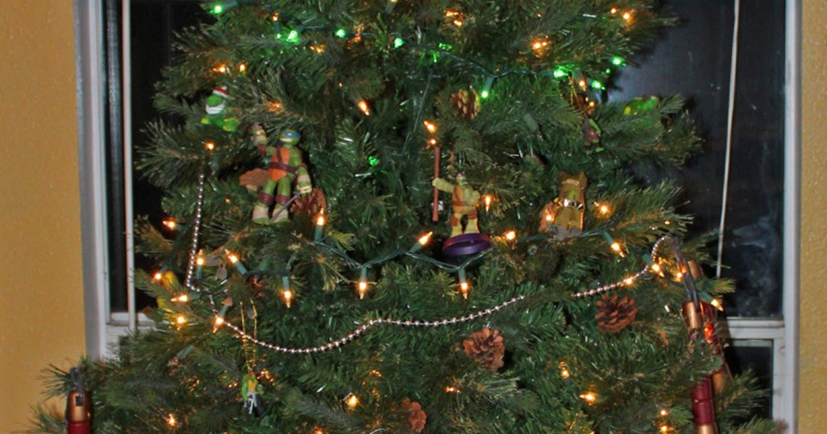 The Sewer Den: Cowabunga Christmas: Mutated Christmas Tree