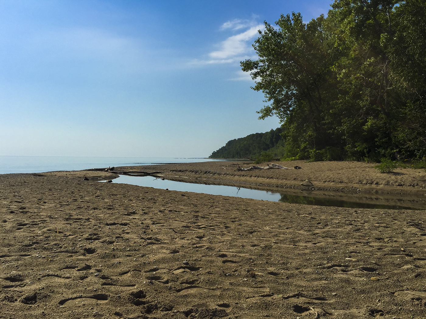 Hiking the Seven Bridges Trail in South Milwaukee