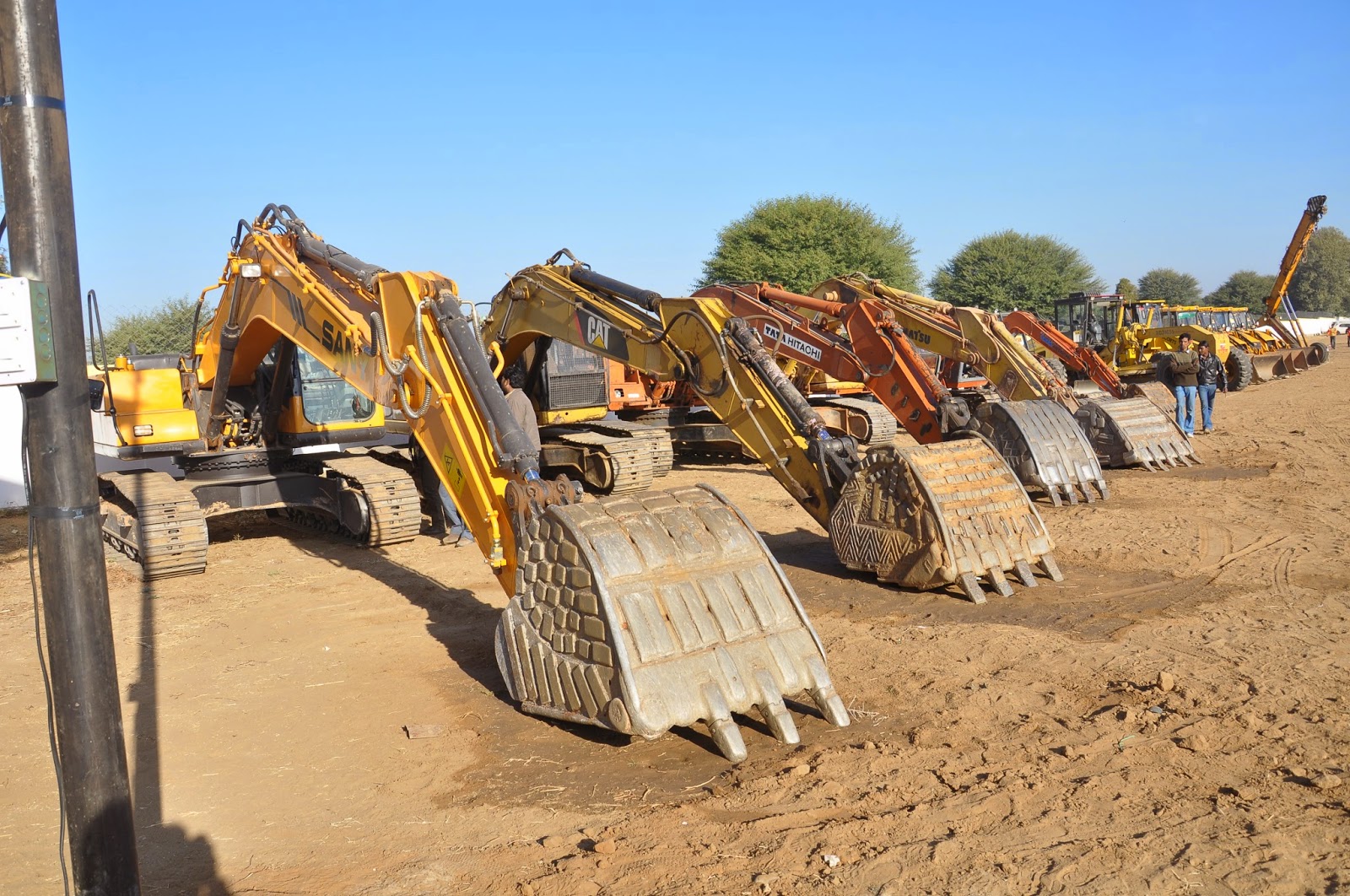 It’s the Constructive World of Pre-Owned Construction Equipment ...