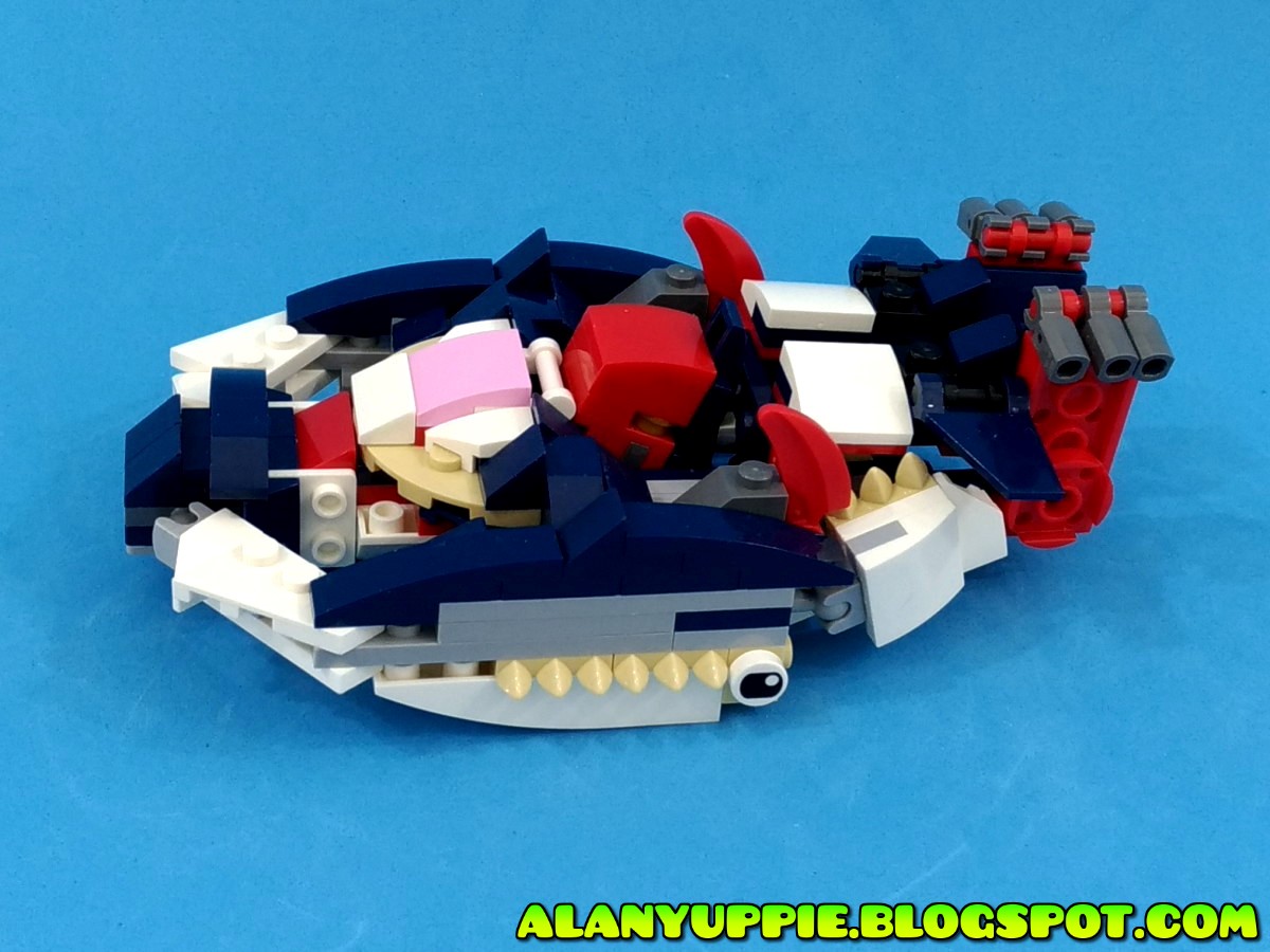 LEGO MOC Transformers Hovercraft from Creator 31088 by alanyuppie ...