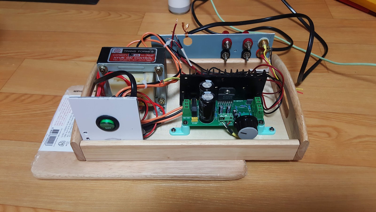 정해영의 블로그 - JEONG Haeyoung's blog: 6월의 첫 DIY - LM1876 앰프 보드를 고무나무 쟁반에 담기