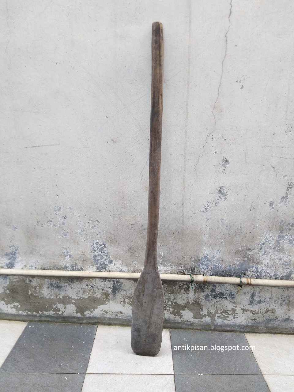 Antikpisan: Dayung Kayu Antik Primitif