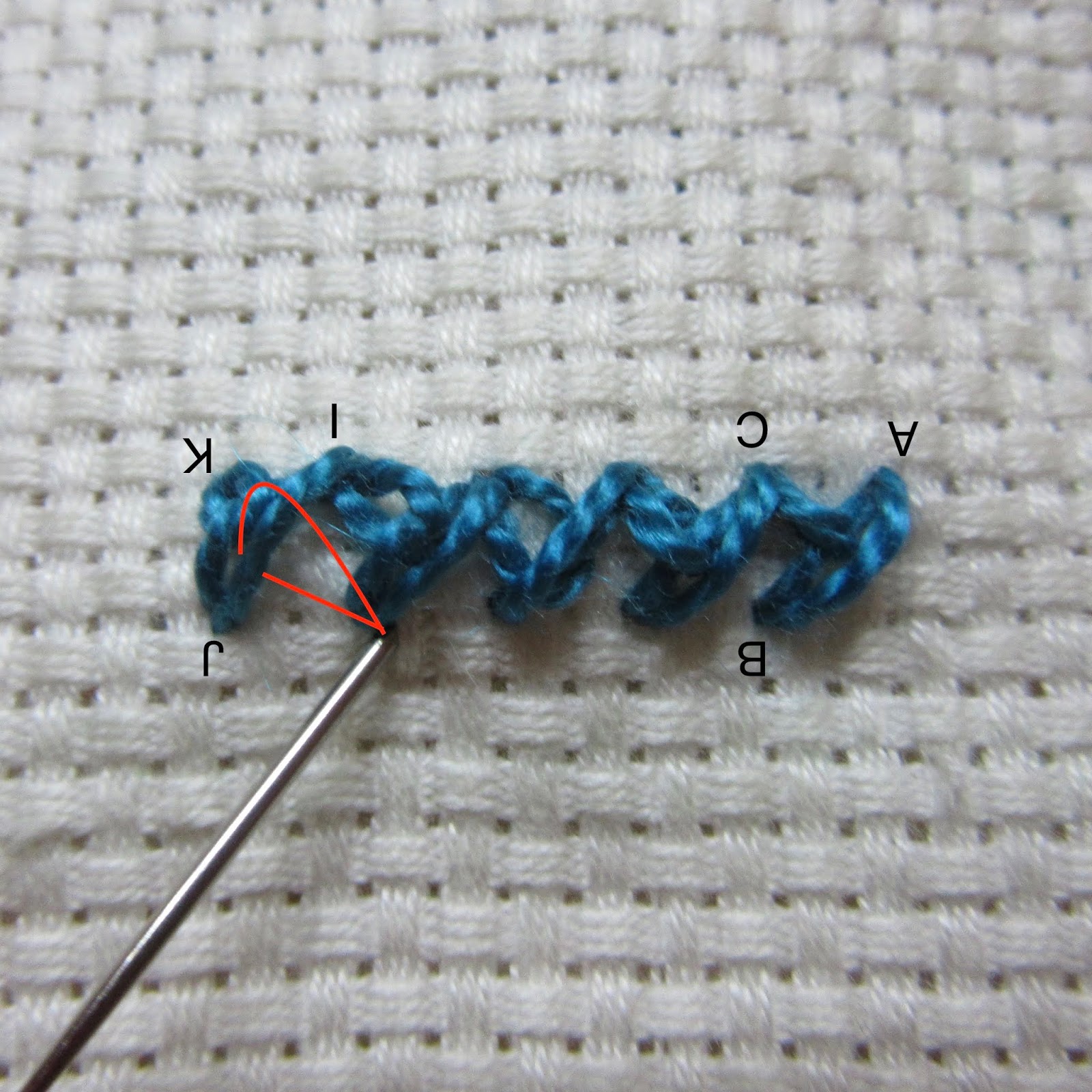 Queenie's Needlework: Sunday Stitch School - Lesson 74: Boucle Stitch