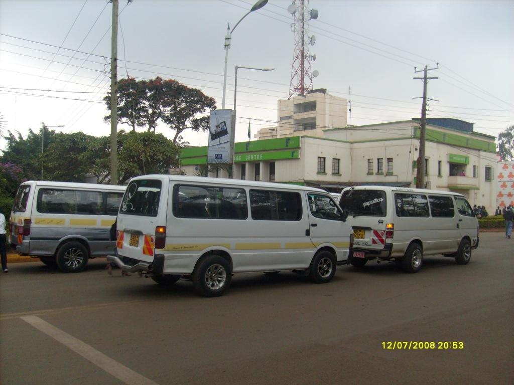 Thika Live: 14 seater matatus Vs Kenya Mpya Buses : Thika Matatus on Strike