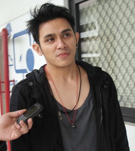 √ Vicky Nitinegoro - Biodata, Agama, Film Dan Profil Lengkap - Katakita