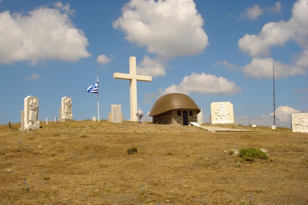 *Δόκιμοι Έφεδροι Αξιωματικοί-www.efedros.blogspot.com-Δ.Ε.Α*: Μνημείο ...