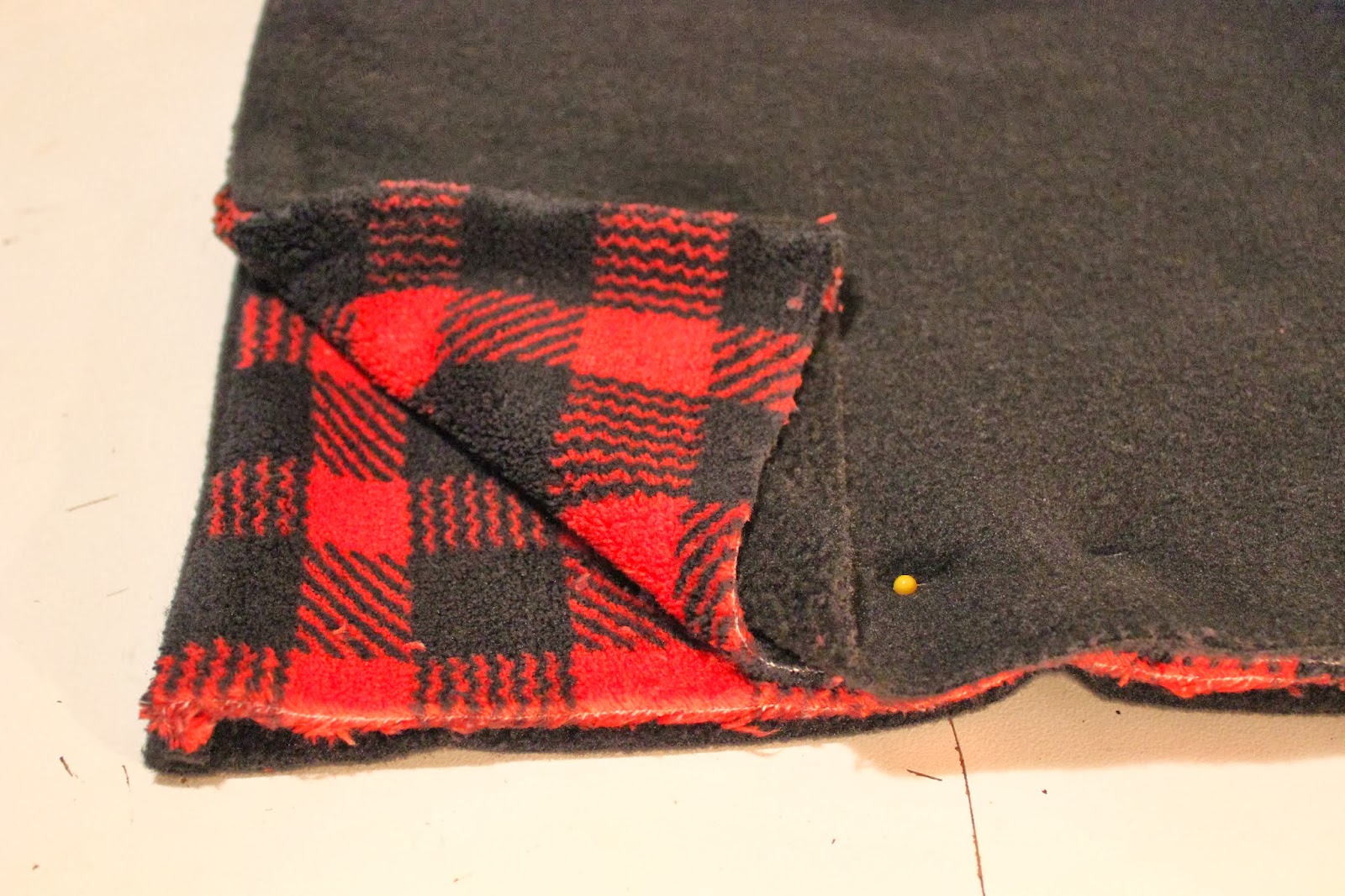 Happy At Home: Fleece Neck Warmers and a Tutorial