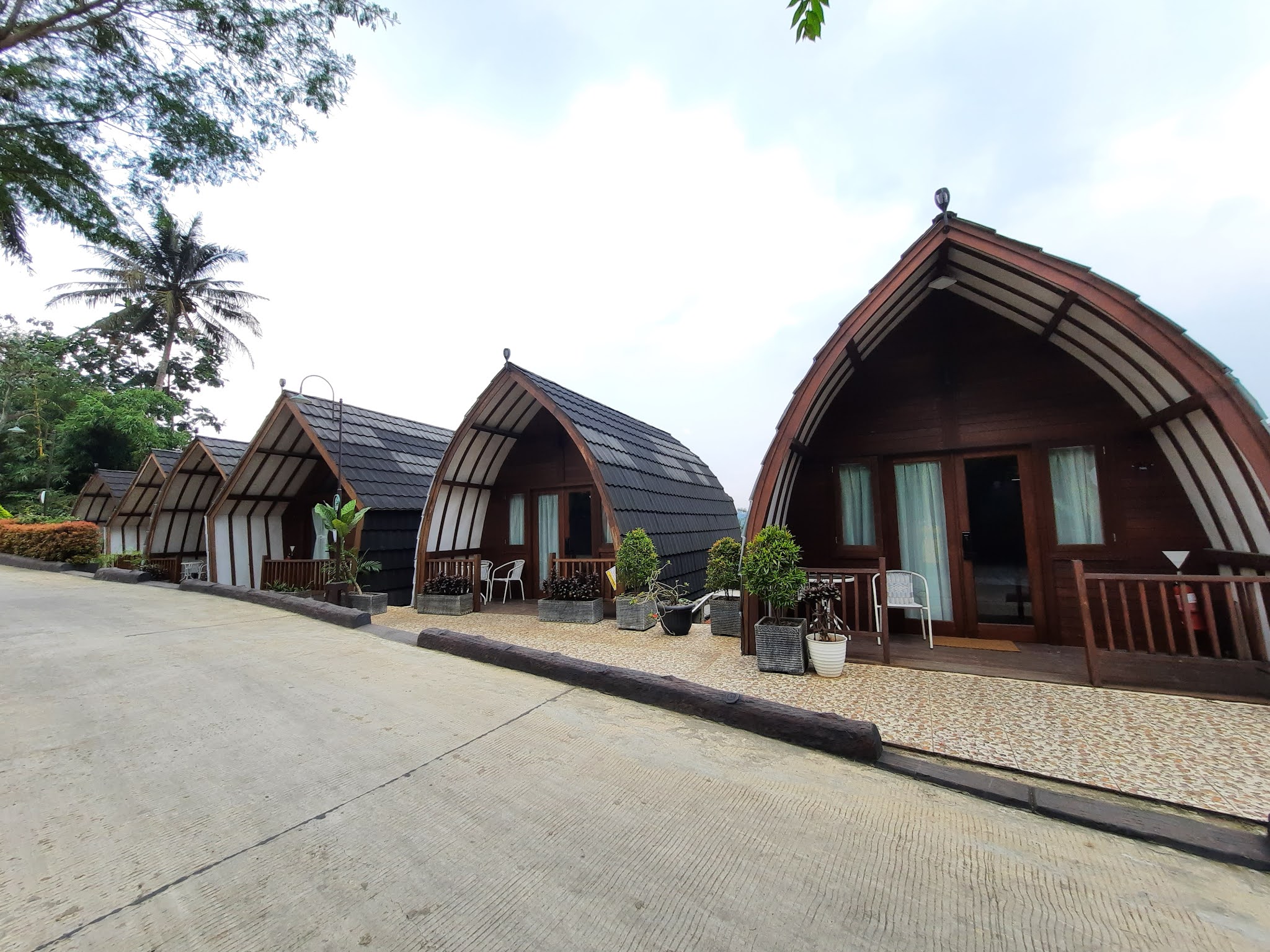 CHEVILLY RESORT & CAMP | WISATA HITS DI BOGOR