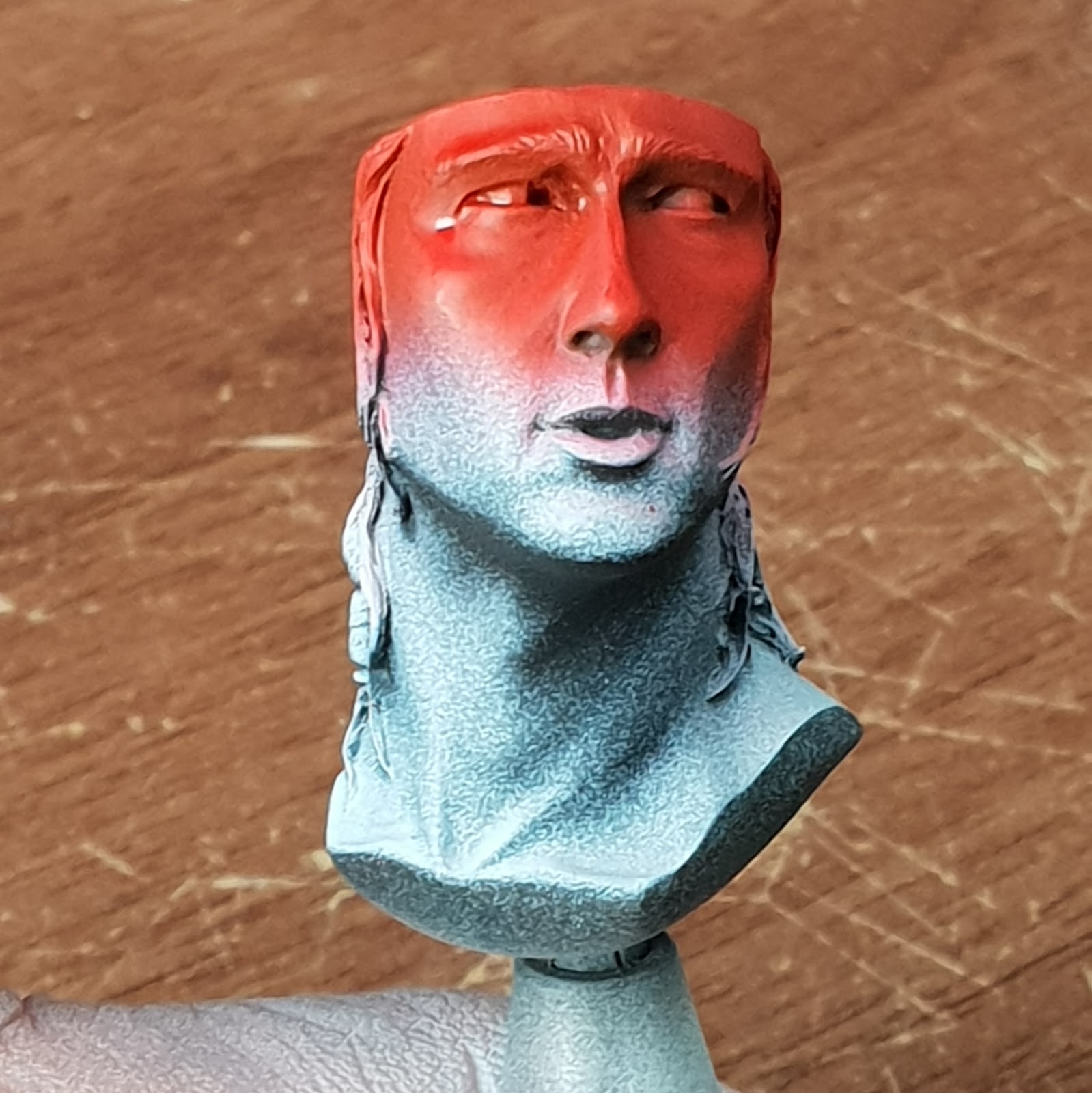 Airbrush & Analog Painting: How to quickly paint faces