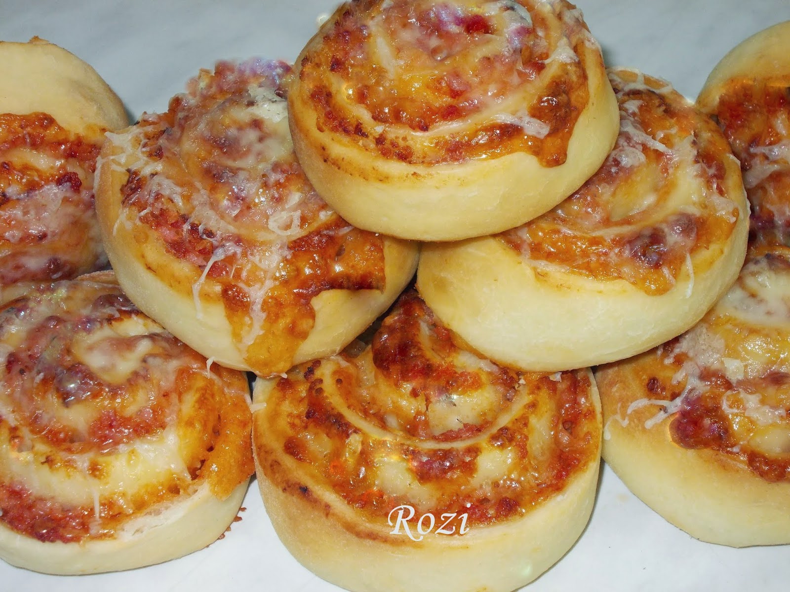 Rozi Erdélyi konyhája: Pizzás csiga