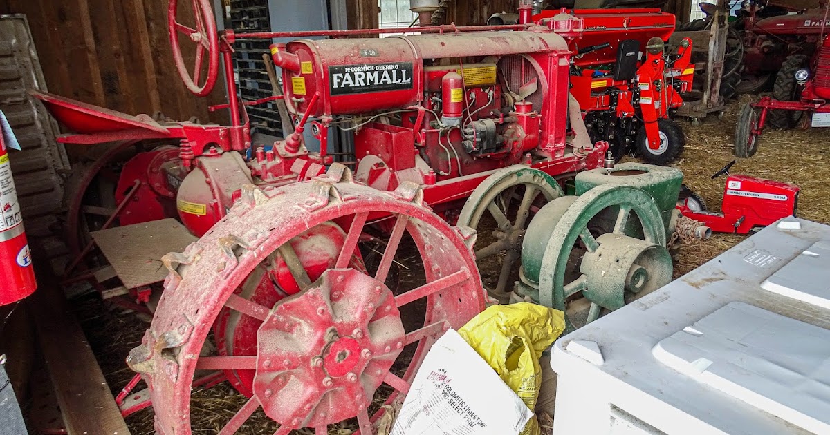 Walking Arizona: 1932-1939 Farmall Tractor F-20 (Regular)