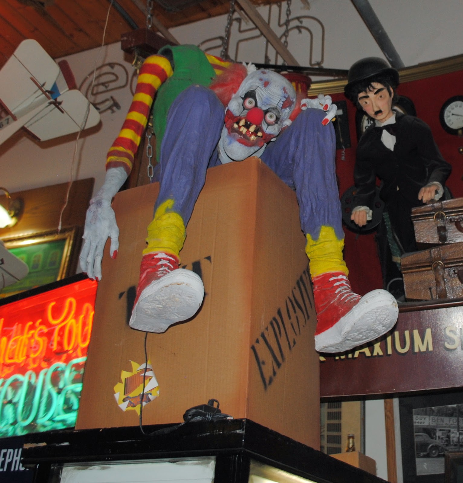 The Carpetbagger: Marvelous Marvin's Mechanical Museum