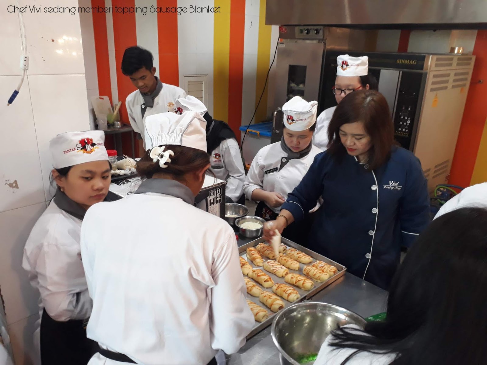 Kelas Pastry Bikin Roti Manis ala Bakery Shop ~ Sekolah Kuliner dan ...