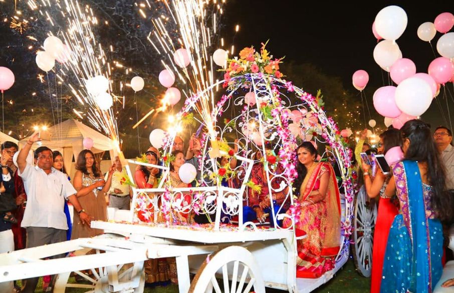 Fiestroevents: 10 Bridal Entry Ideas For Your Special Wedding