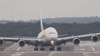 Ang Eroplano sa Flight - MyDok Tech™