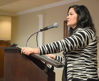 Pedagogia Social - Jacy Marques - Educador Social: STACEY BESS - A ...