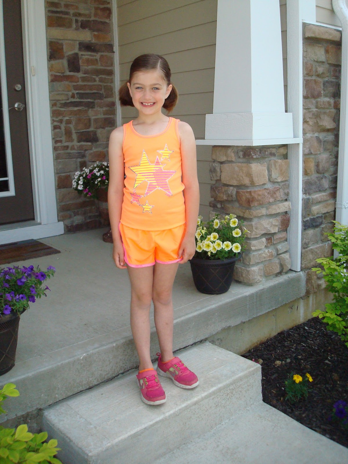 Precious girls: On to 1st grade!