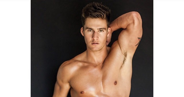 Hunksinspeedos: Matt Williams caught in his underwear