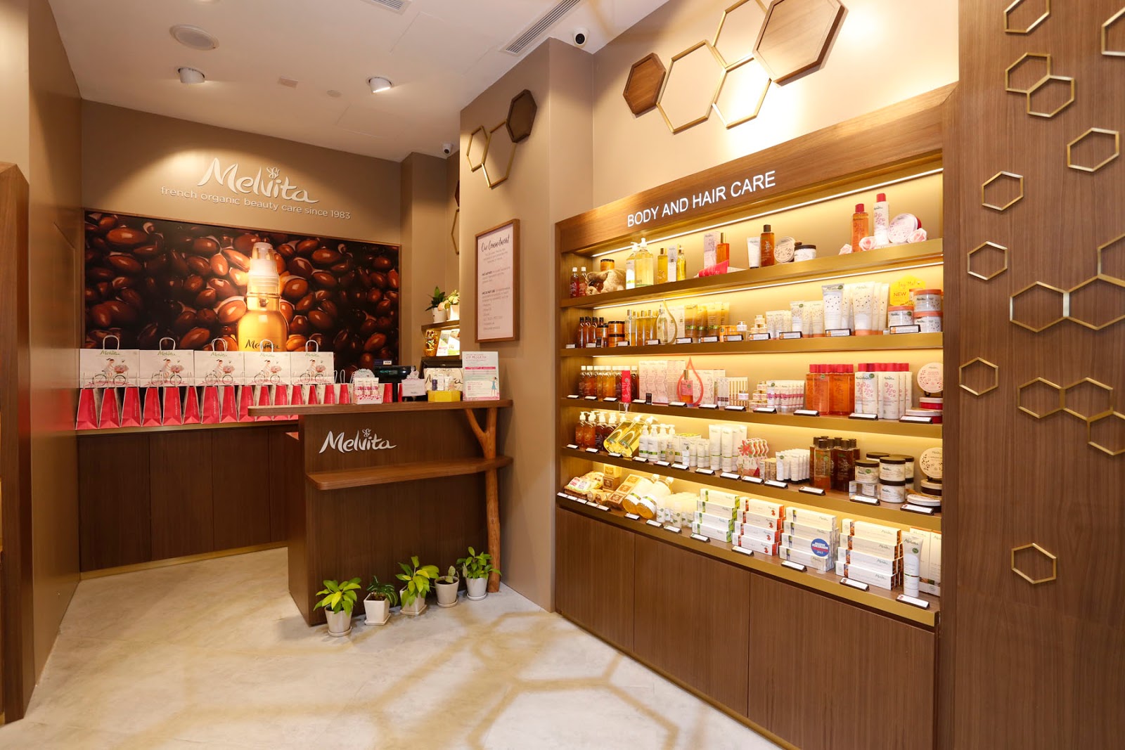 Deelicious: Melvita Debuts with a BRAND NEW IDENTITY at Mid Valley Megamall