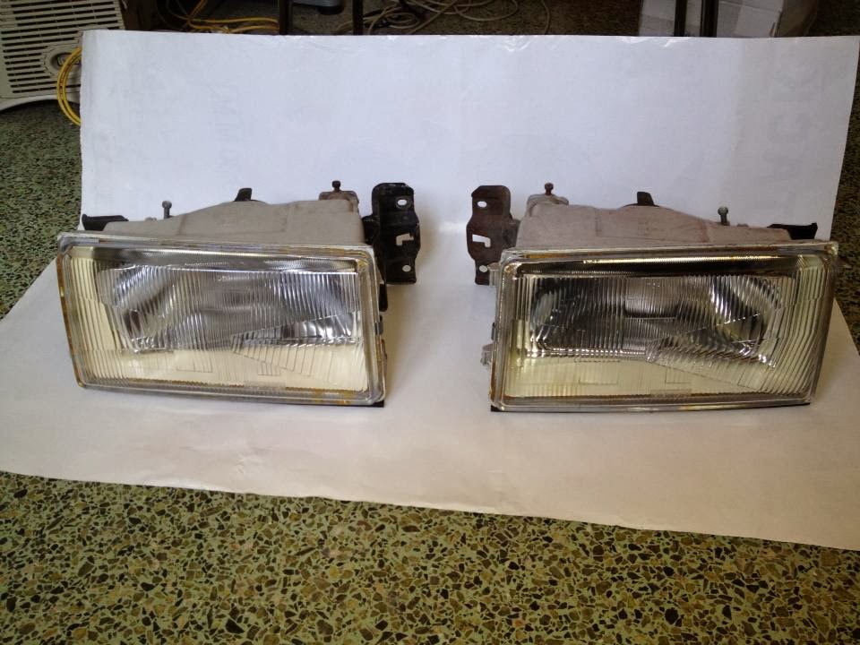 JDMbits: Rare Toyota Corolla GT AE86 Zenki Headlights! -SOLD-