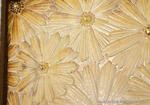 Layers of ink: Shimmery Dry Embossed Flowers