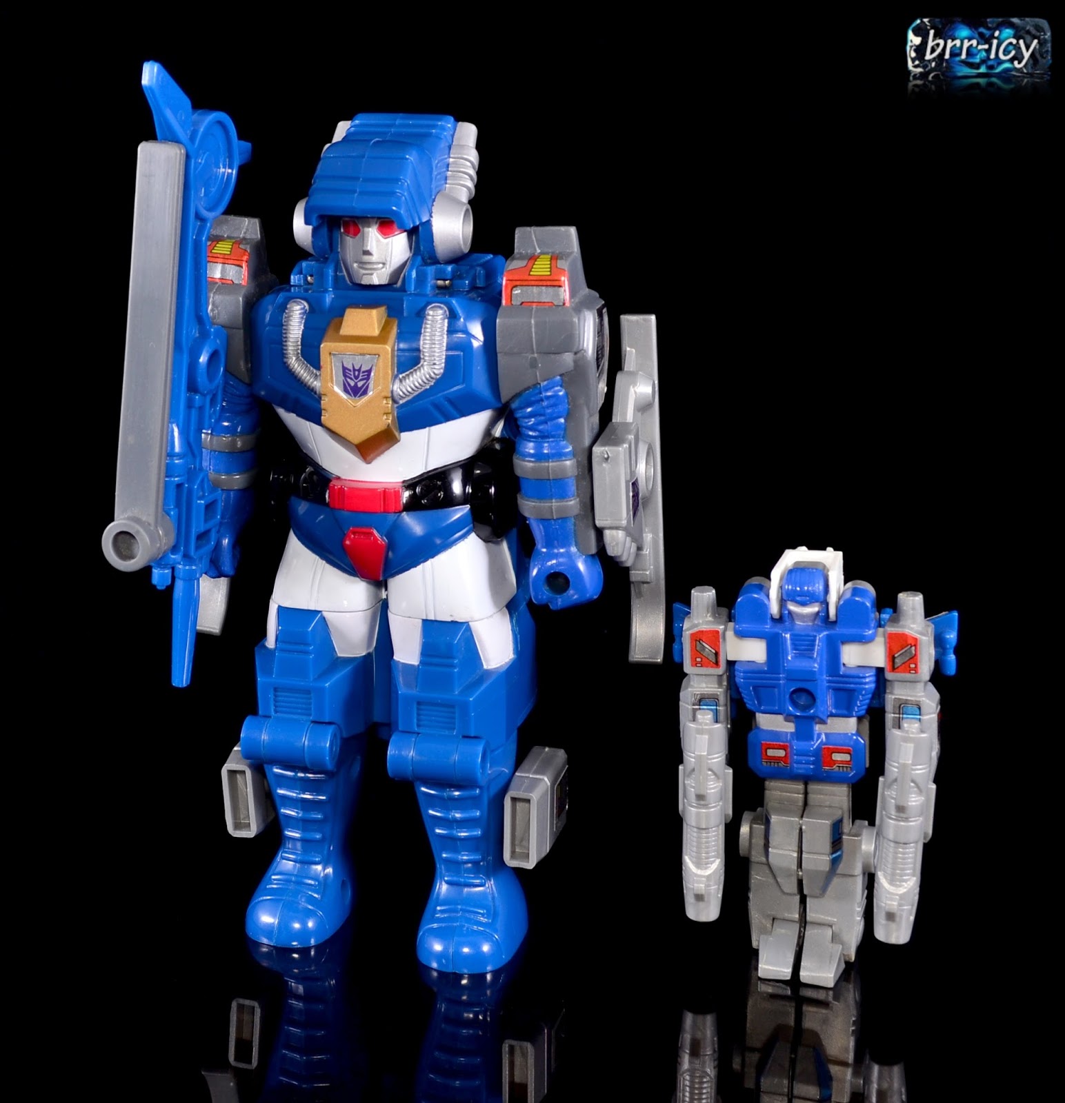 Brr-icy's Transformers Reviews: Victory Crossformers: Blue Bacchus and ...