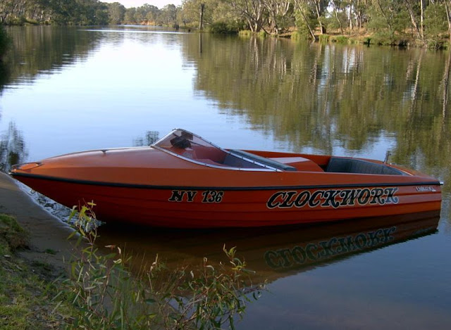 AUSSIE SKIBOATS: mixed FLIGHTCRAFT PHANTOM