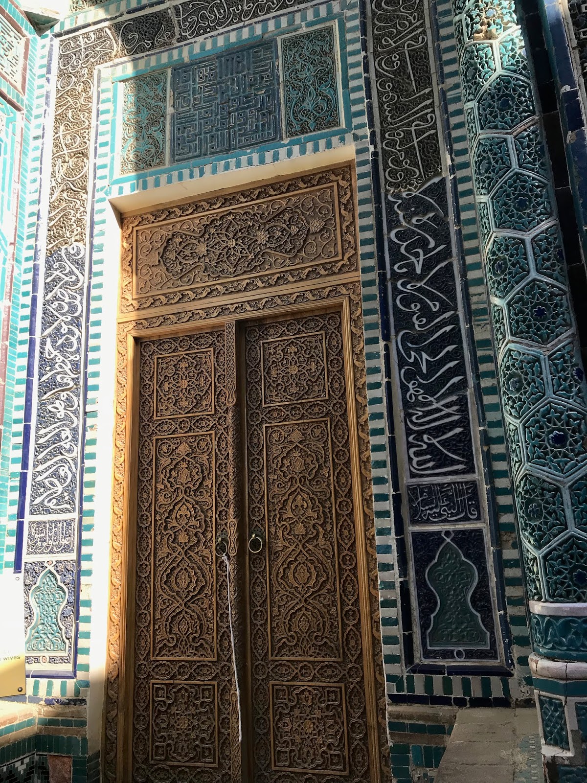 Vilt og vakkert: Shahr-i-Zindar; tenk at jeg kom hit .... til Samarkand!