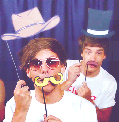 one two three go......: One Direction Profile&Bromance