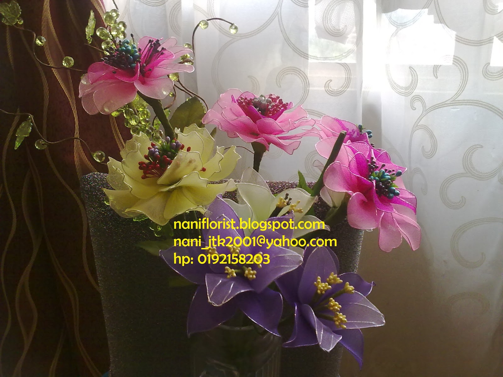 Nani Florist: BENGKEL GUBAHAN BUNGA STOKIN HIASAN DALAMAN