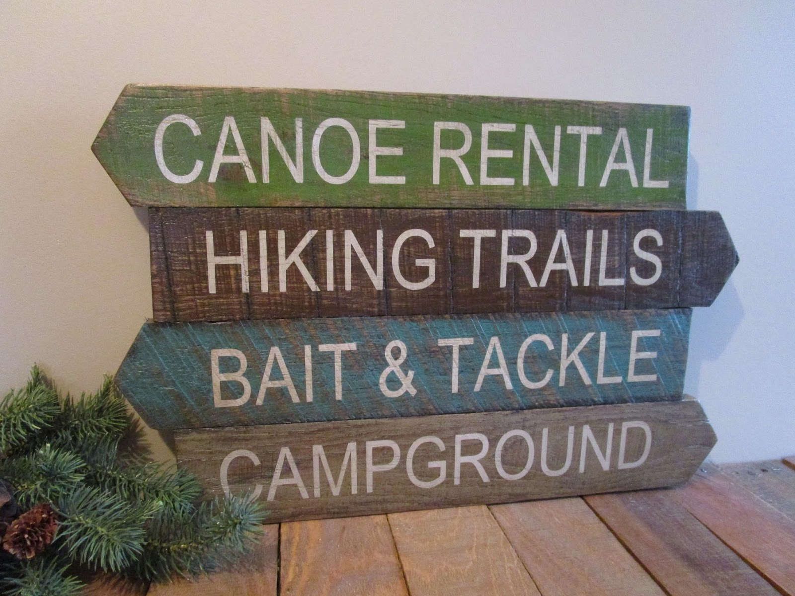 Northwoods Attic: Pallet Hand Painted Wood Signs Collection