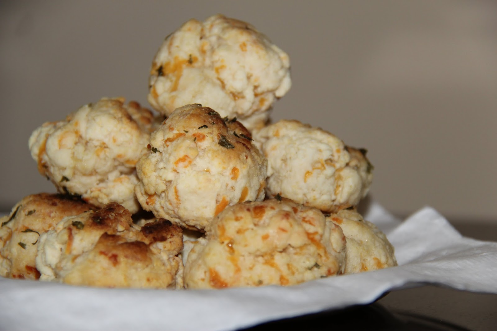 Super Crunchy Cheddar Biscuits | Super Samayal