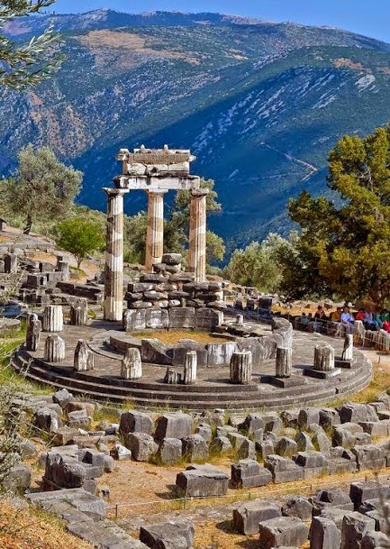 ΤΟ ΣΠΗΛΑΙΟ ΤΟΥ ΠΛΑΤΩΝΑ