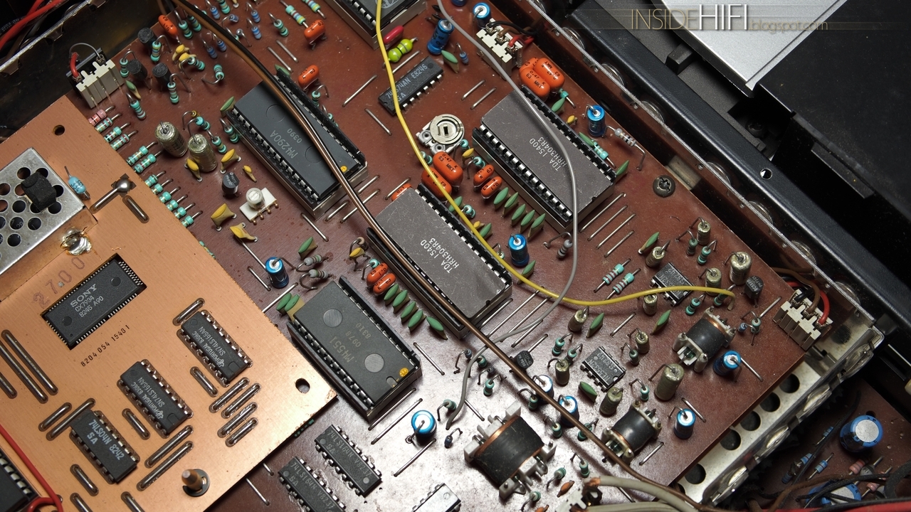 Inside Hi-Fi: Philips CD 300 (CD300/00)