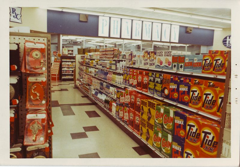 Amazing Found Photos That Show Vintage Drug Stores of California in the ...