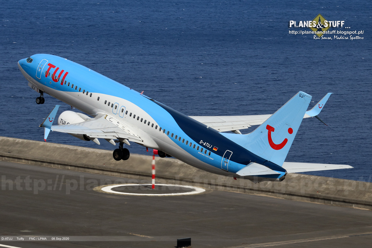 Photo of the Week: Tuifly to Dusseldorf