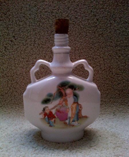 Karya Babah Antik: Botol Arak China