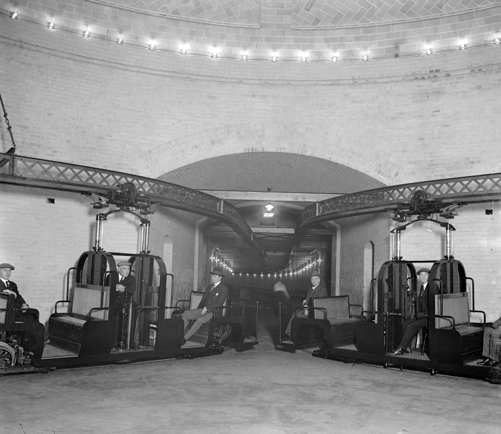 U.S. Senate Monorail: A Private Subway System for Senators Under ...