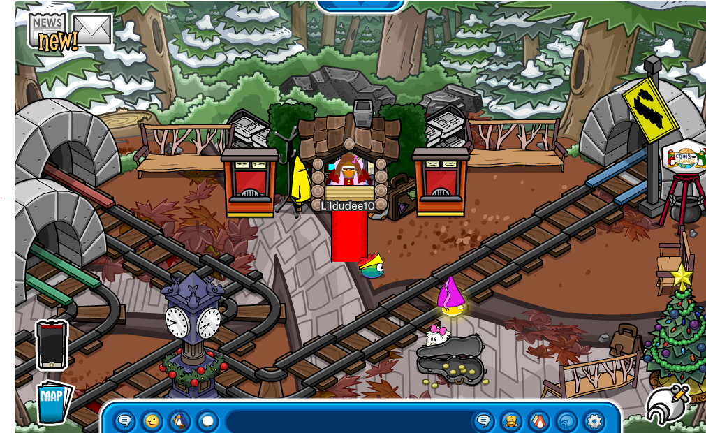Club Penguin Igloo Ideas: Train Station by Lildudee10