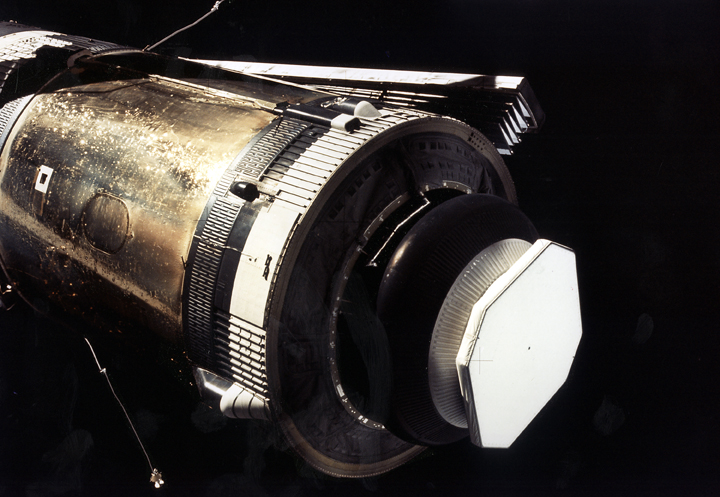 Growing Up With Spaceflight: SKYLAB 2: THE MOST DANGEROUS AND DARING ...