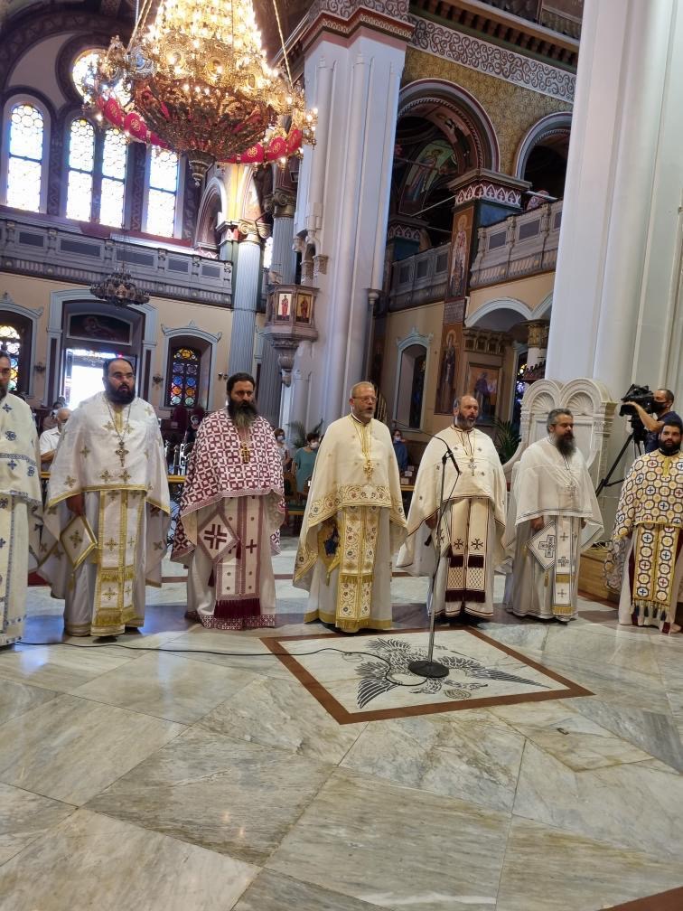 Ο Μέγας Πρωτοσύγκελλος Θεόδωρος στον Μητροπολιτικό Ναό Αγίου Μηνά ...