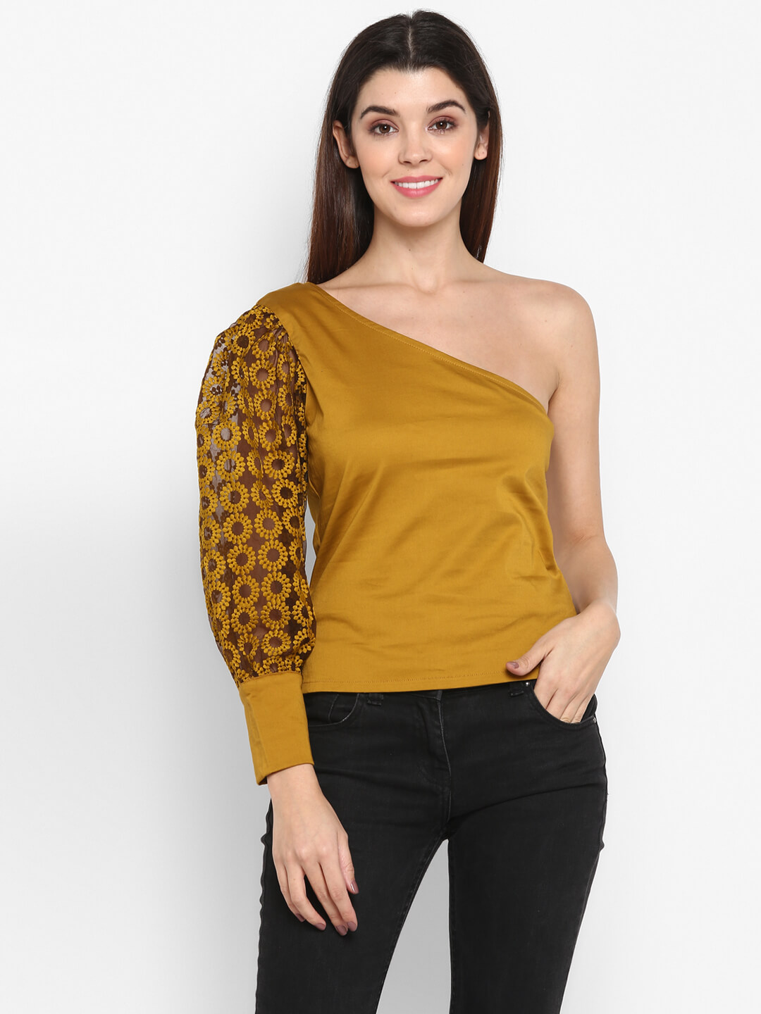 Buying ladies tops online? Know the hacks!