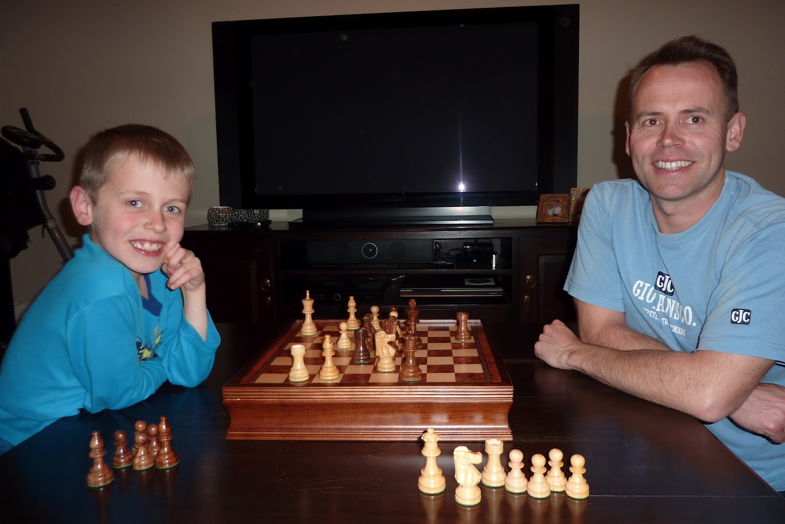 On the farm...: Chess set