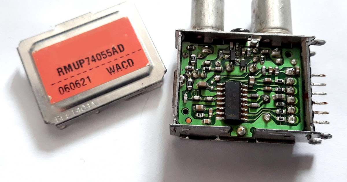 I2C Analog TV Modulator controlled by Arduino · One Transistor