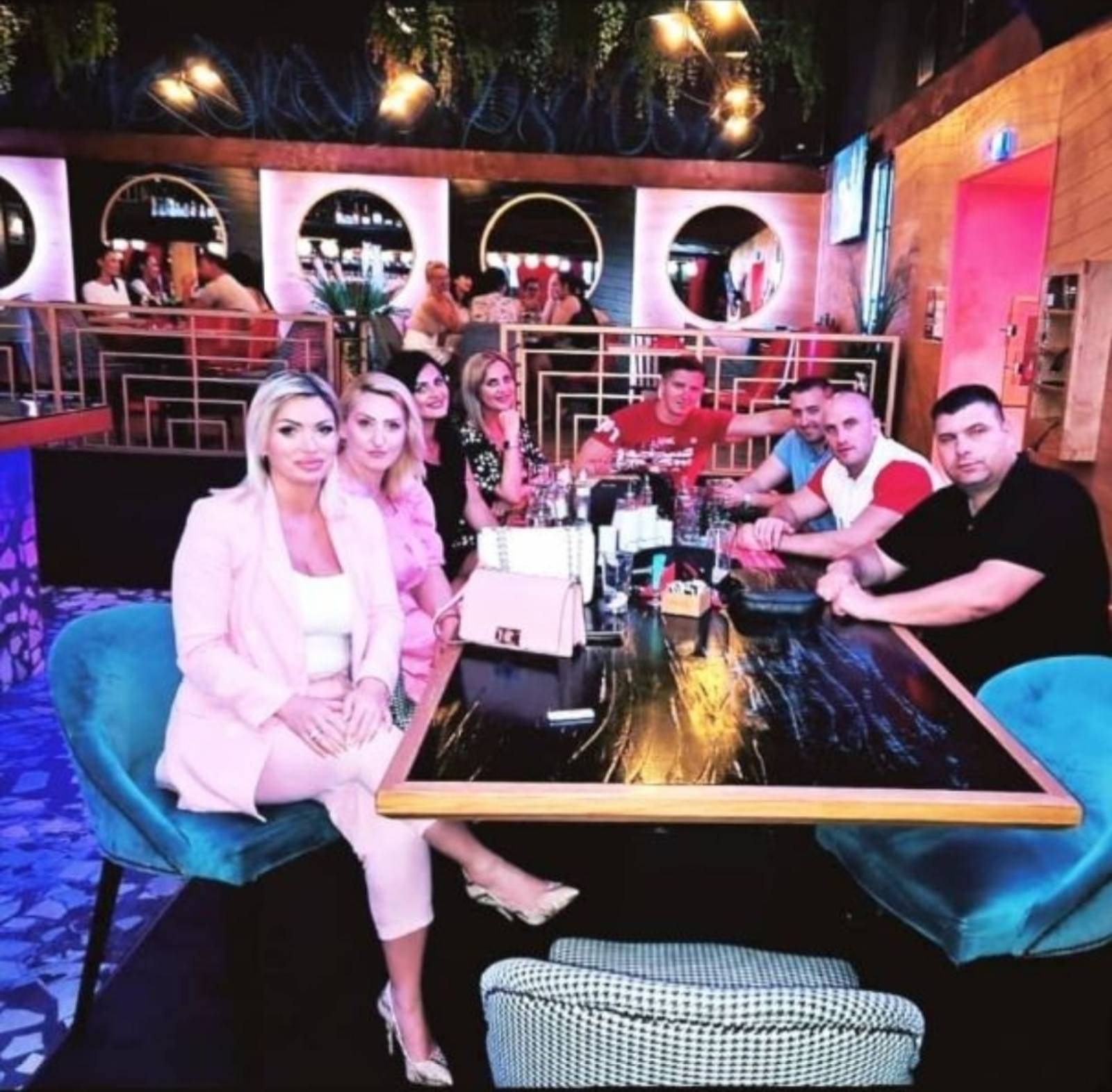 Slobodan Vasković - Sa druge strane...: Banda iz Vile Žad: Dr Tilu Lilu ...