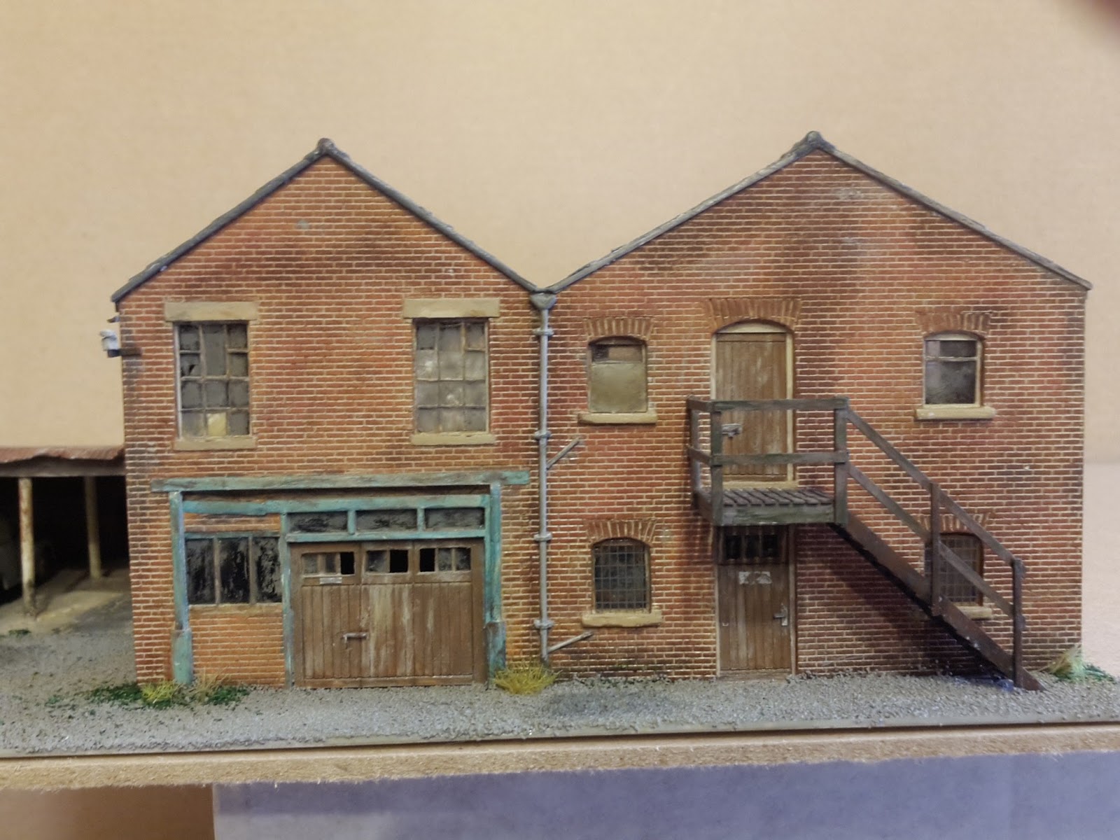 Chas's Model Railway: The Old Workshop - completed