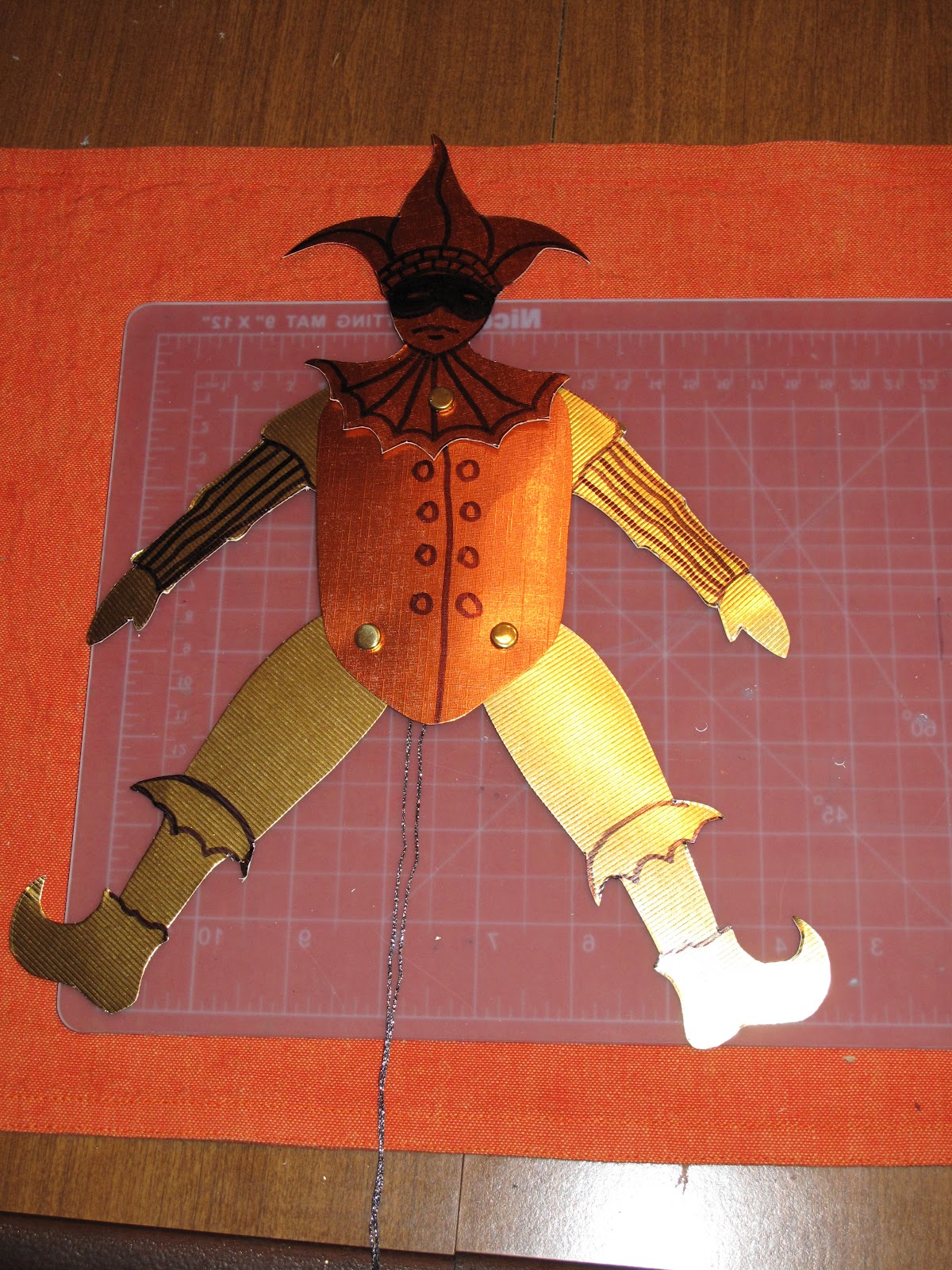 just create every day: paper jester tutorial