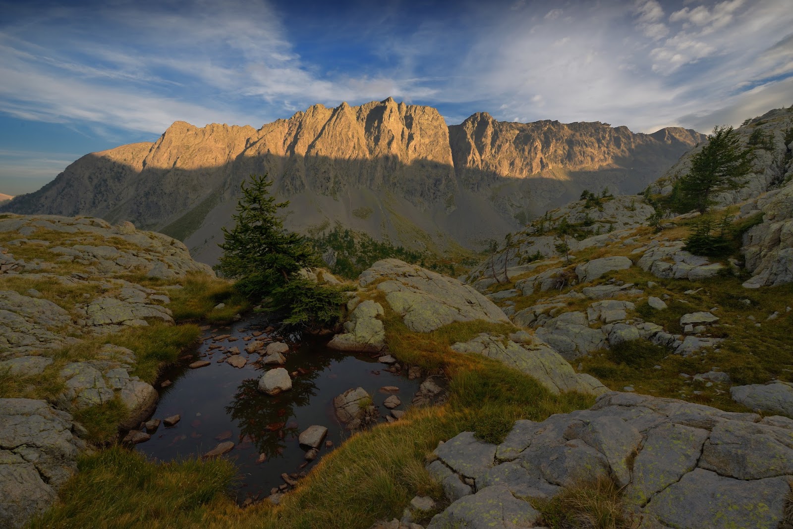 Culoare: Vallée des merveilles