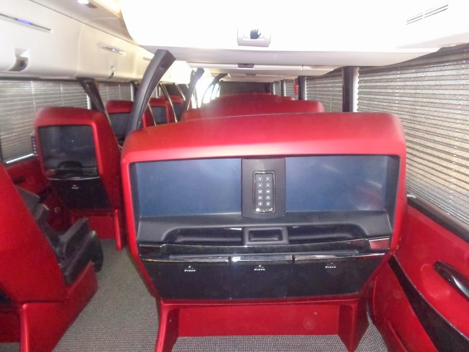 7 Star Bus Service in India