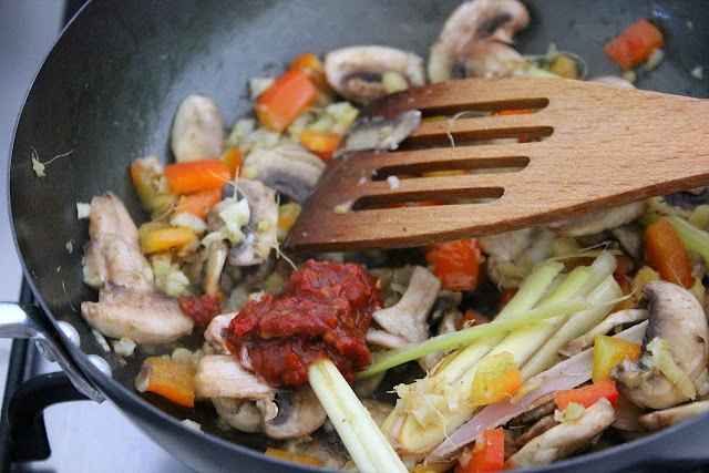 Food Wanderings : Spicy Thai Coconut Soup